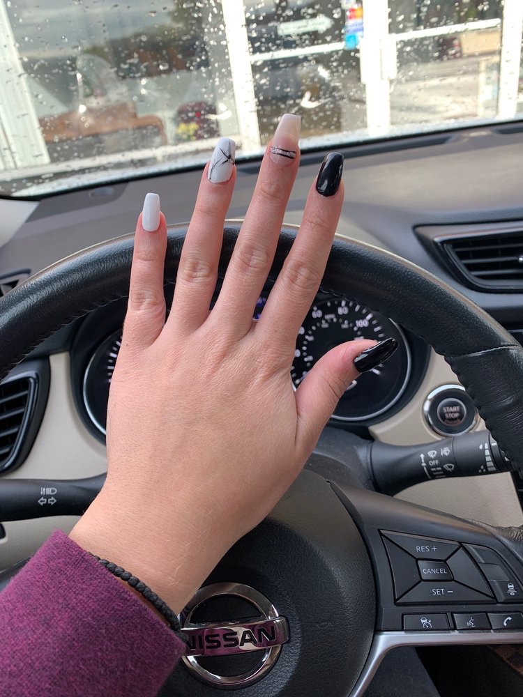 MN DIAMOND NAILS & SPA - Updated October 2025 - 40 Photos & 12 Reviews ...