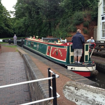 LOCK INN - Updated August 2025 - Wolverley Road, Kidderminster ...