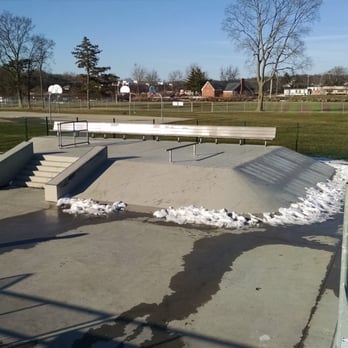 UPJOHN PARK - Updated August 2025 - 10 Photos - 1018 Walter St ...