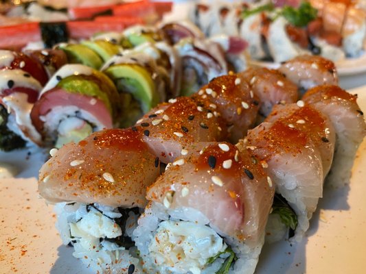 2 THA JOINT SUSHI - Updated October 2024 - 569 Photos & 473 Reviews ...