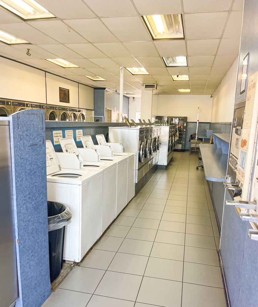 THE LAUNDRY BAR - Updated August 2024 - 13110 Downey Ave, Paramount ...