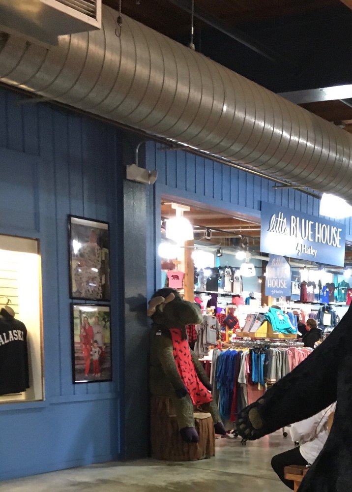 LITTLE BLUE HOUSE - KETCHIKAN - Updated June 2024 - 30 Front St ...