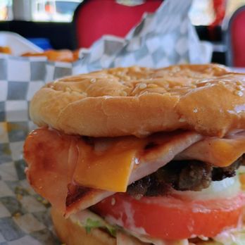 SAMMY’S BURGER & SHAKES - Updated June 2025 - 58 Photos & 38 Reviews ...