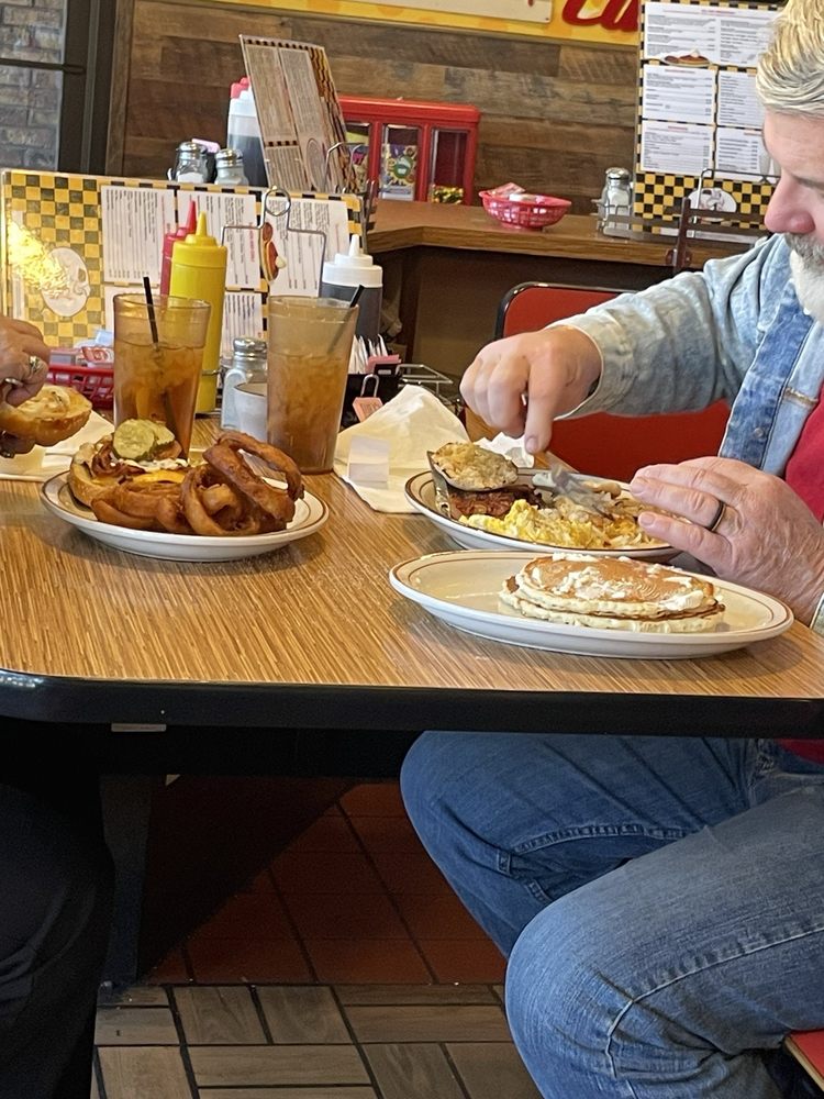 THE FLAMEBURGER - Updated February 2025 - 71 Photos & 128 Reviews ...