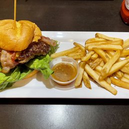 RUBY TUESDAY HAWAII - WINDWARD MALL - Updated July 2024 - 999 Photos ...