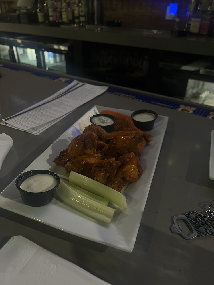 RIVERHEAD BREW HOUSE - Updated May 2025 - 31 Photos & 25 Reviews - 221 E Main St, Riverhead, New ...