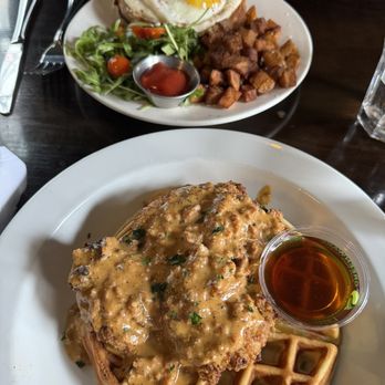 THE MAPLE - Updated August 2025 - 365 Photos & 352 Reviews - 8929 ...