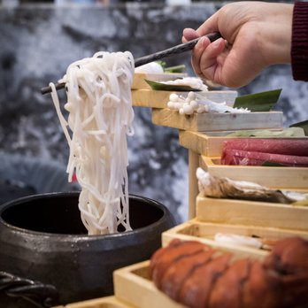 YUNSHANG RICE NOODLE - Updated January 2025 - 217 Photos & 38 Reviews ...