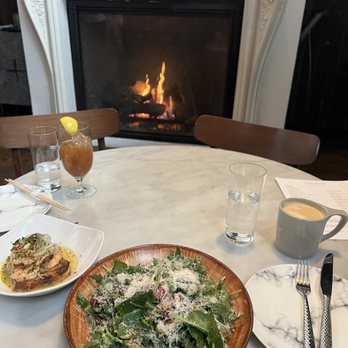 SLOPE ROOM - Updated January 2025 - 274 Photos & 133 Reviews - 352 E ...