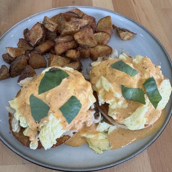 LOAFY LARK - Updated December 2025 - 49 Photos & 32 Reviews - 3103 ...