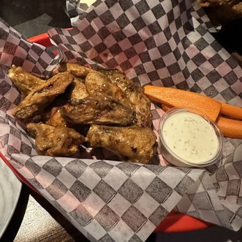 SIDE STREET PUB & GRILL - Updated January 2026 - 27 Photos & 36 Reviews ...