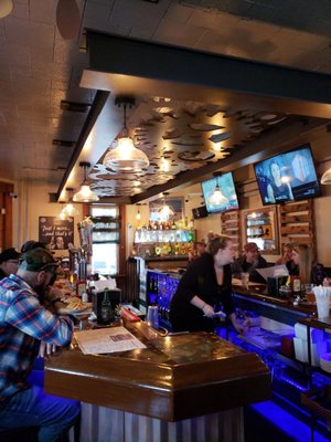 CATTY CORNER NEIGHBORHOOD PUB & PIE - 57 Photos & 37 Reviews - 301 ...