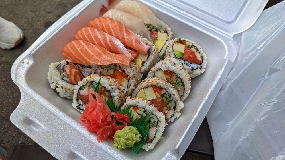 SUSHI BONG - Updated May 2025 - 245 Photos & 365 Reviews - 5 Northtown ...