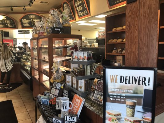 KNEADERS BAKERY & CAFE - 186 Photos & 185 Reviews - 199 N Bluff St ...