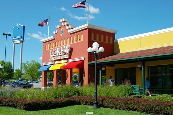 HAGERSTOWN PREMIUM OUTLETS - Updated November 2025 - 81 Photos & 85 Reviews - 495 Premium Outlet ...