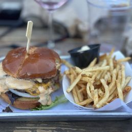 ROYCE - Updated December 2025 - 446 Photos & 312 Reviews - 115 Ridge St ...