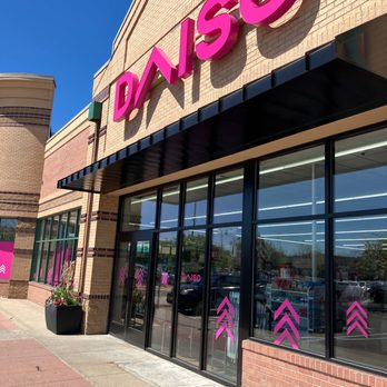 DAISO - Updated December 2025 - 28 Photos - 5632 W Broadway Ave ...