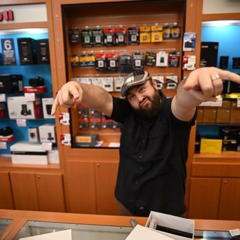 THE SHUTTERBUG - Updated January 2026 - 25 Photos & 107 Reviews - 714 ...