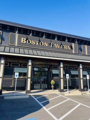 BOSTON TAVERN - Updated September 2025 - 111 Photos & 126 Reviews ...
