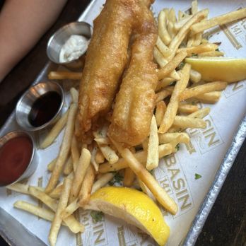 BASIN 141 - Updated January 2025 - 1083 Photos & 511 Reviews - 402 S ...