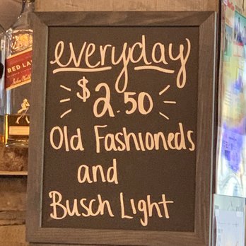 BRICK’S DOWNTOWN BAR & GRILL - Updated August 2025 - 53 Photos & 69 ...