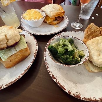 LAZY OAK - Updated October 2024 - 116 Photos & 55 Reviews - 503 Porter ...