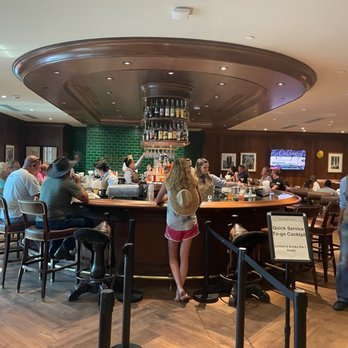 YELLOW PONY PUB & GARDEN - Updated February 2025 - 216 Photos & 131 ...