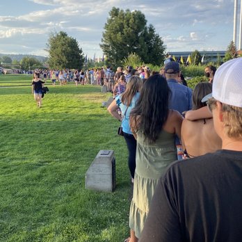 HAYDEN HOMES AMPHITHEATER - Updated August 2024 - 72 Photos & 73 Reviews - 344 SW Shevlin Hixon ...