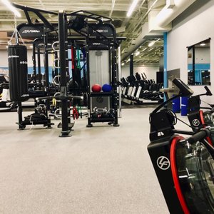 ROCK FITNESS CENTER - 12 Photos - Gyms - 1705 Jacaman Rd, Laredo, TX ...