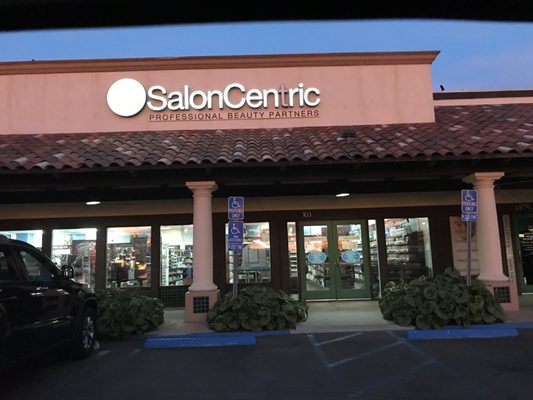 SALONCENTRIC - Updated December 2025 - 14 Reviews - 1747 Sweetwater Rd ...