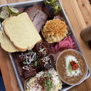 MOO’S CRAFT BARBECUE - 1015 Photos & 570 Reviews - 2118 N Broadway, Los ...