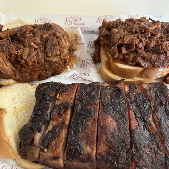ARTHUR BRYANT’S BARBEQUE - Updated June 2024 - 1449 Photos & 1831 ...