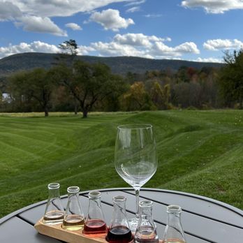 BALDERDASH CELLARS - Updated October 2025 - 117 Photos & 112 Reviews - 81 State Rd, Richmond ...