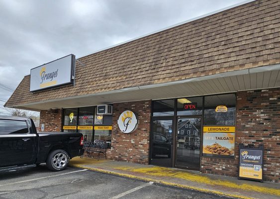 FRANGOS CHICKEN FINGERS - Updated July 2025 - 17 Photos & 28 Reviews ...