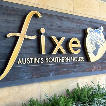 FIXE AUSTIN’S SOUTHERN HOUSE - Updated June 2025 - 1329 Photos & 1029 ...
