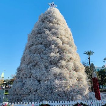 TUMBLEWEED CHRISTMAS TREE - Updated December 2025 - 15 Photos - 3 S ...