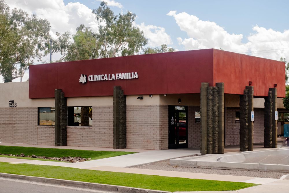 CLINICA LA FAMILIA - Updated October 2025 - 21 Reviews - 1533 E ...