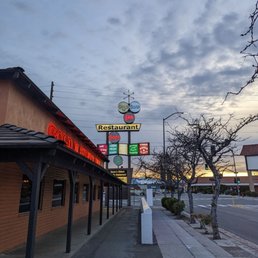 GOLD ‘N SILVER INN - TEMP. CLOSED - Updated December 2025 - 697 Photos ...
