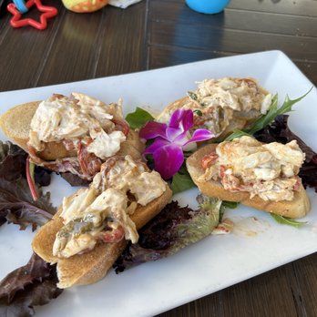 CARLUCCI’S WATERFRONT - 523 Photos & 486 Reviews - 876 Centerton Rd ...