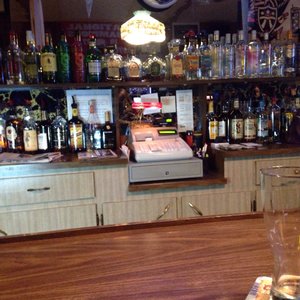 ON THE ROCKS - Updated July 2025 - 13 Reviews - 16919 Audrey St, Omaha ...