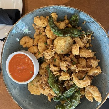 CRU - Updated July 2025 - 351 Photos & 211 Reviews - 915 Battery Ave SE ...