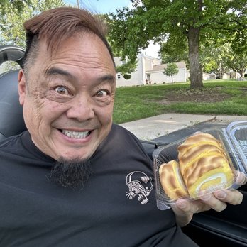 HAMU BAKERY - Updated June 2024 - 42 Photos & 19 Reviews - 8912A W 95th ...