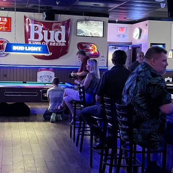TURN 3 SPORTS BAR - Updated January 2026 - 28 Photos & 33 Reviews ...
