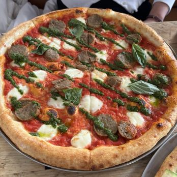 GORDON RAMSAY STREET PIZZA - Updated December 2024 - 250 Photos & 94 ...