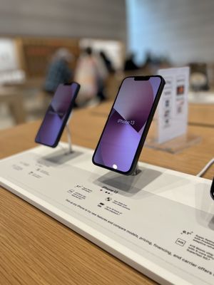 APPLE LENOX SQUARE - Updated September 2025 - 89 Photos & 311 Reviews ...