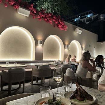 PAROS - Updated December 2025 - 67 Photos & 14 Reviews - 119 Yorkville ...