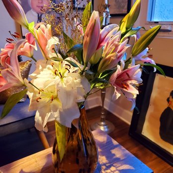 Florist In Toluca Lake