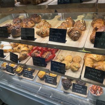 CAFE CLUB MONTVILLE - Updated August 2025 - 50 Photos & 27 Reviews - 67 ...