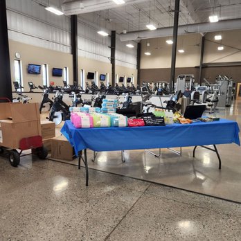 NORTHWEST VALLEY FAMILY YMCA - Updated December 2025 - 11 Reviews - 12450 W Cinnabar Ave, El ...