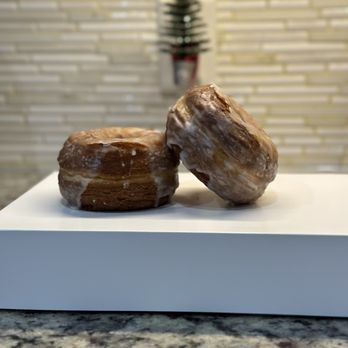 THE DONUT NEST - Updated October 2025 - 57 Photos & 48 Reviews - 3210 S ...